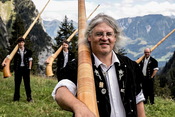 Willkommen - Mike Maurer